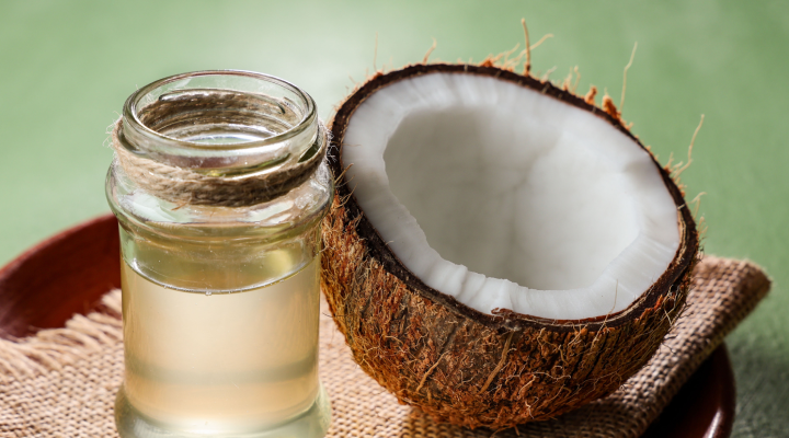 Manfaat Minum Virgin Coconut Oil (VCO) Sebelum Tidur untuk Kesehatan