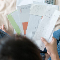 Hindari Jebakan Finansial Dengan Bijak Mengelola Utang